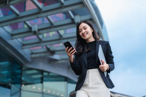 How To Use The Charles Schwab App