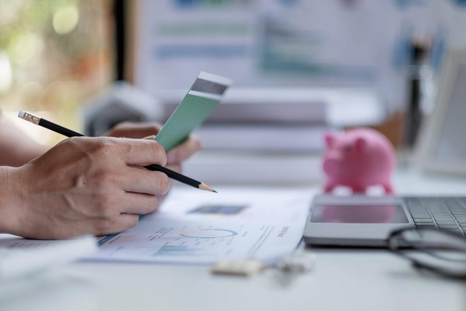 How Much Should You Save By Age? (Real Numbers & A Clear Plan ...